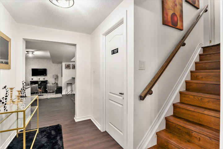 Lovely Basement Apartment. - Ottawa
