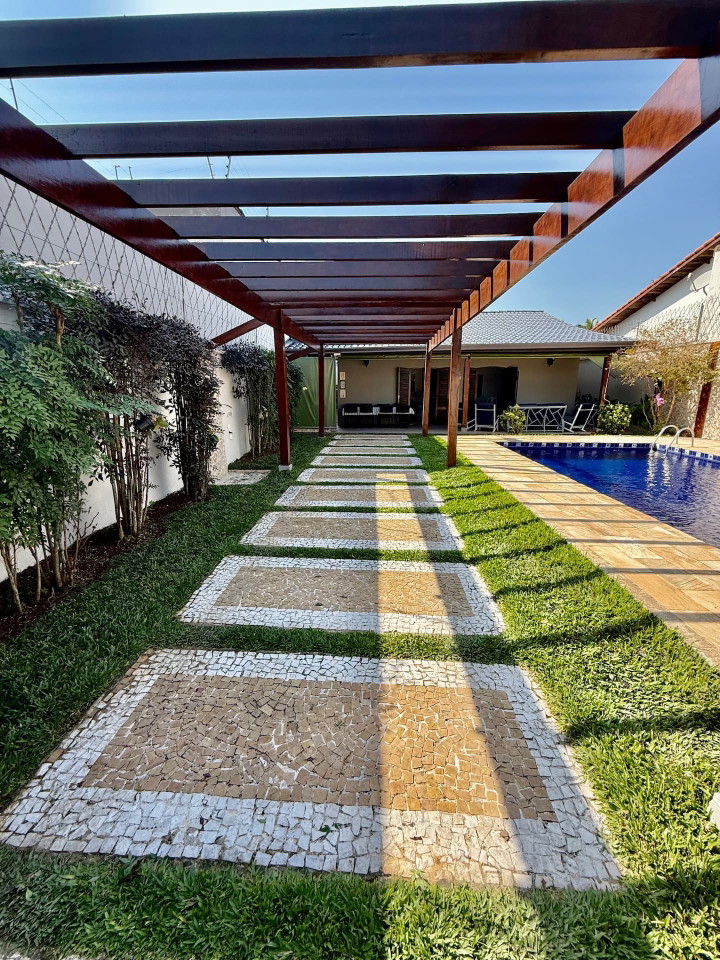 Comfortable House On Pernambuco Beach - Guarujá