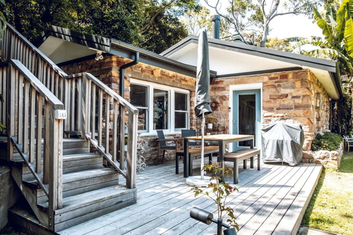 Blue Salt Cottage | Pittwater Views & Fireplace - Sydney