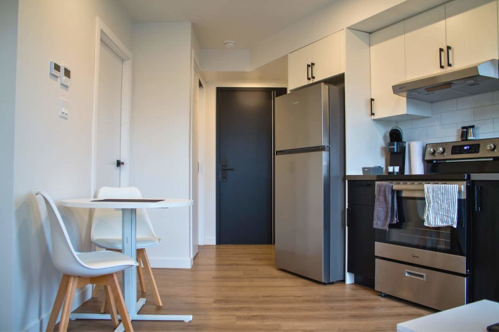 Studio Lumineux Dans Un Quartier Vivant De Québec - Quebec City