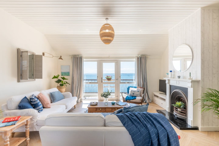 Stay On The Bay, Kircubbin ️ - County Down