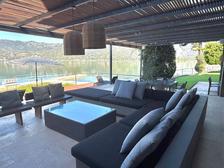Stunning Sunset Lake Villa With Private Pool & Spa - Mexico