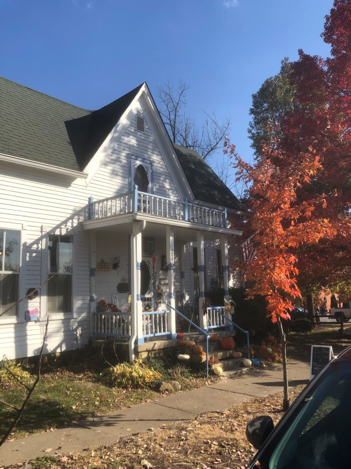 Welcome To The Historic Doc Tilton House - Nashville, IN