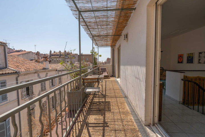 Duplex Privé, Avec Terrasse Et Vue Sur Les Toits - Marseille