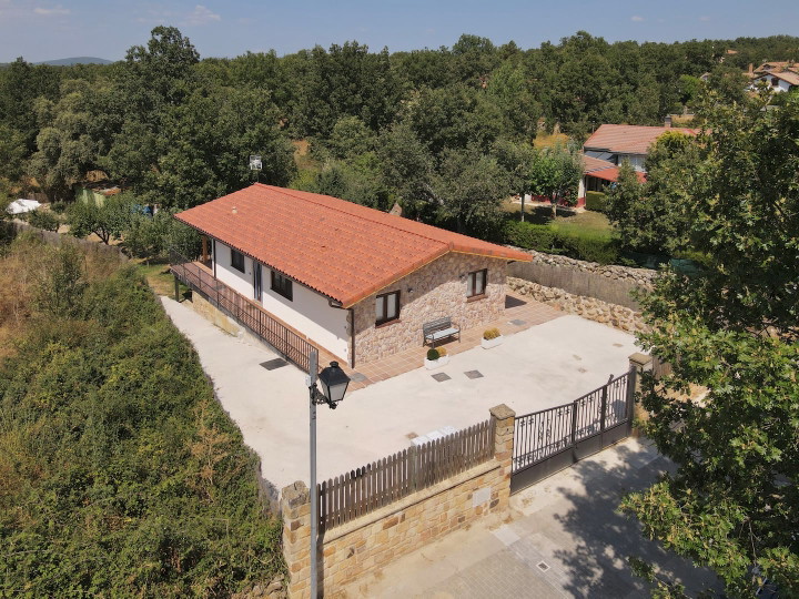 La Encina De Pedrajas
Casa Rural Para 6 Personas - Soria