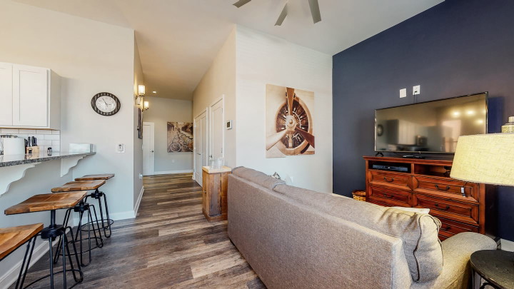 Derby Depot Cozy 1br Central Location Free Parking - New Albany, IN