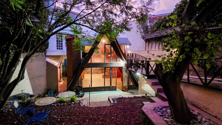 Chalet En La Ciudad | Jardín + Terraza - Ciudad de México