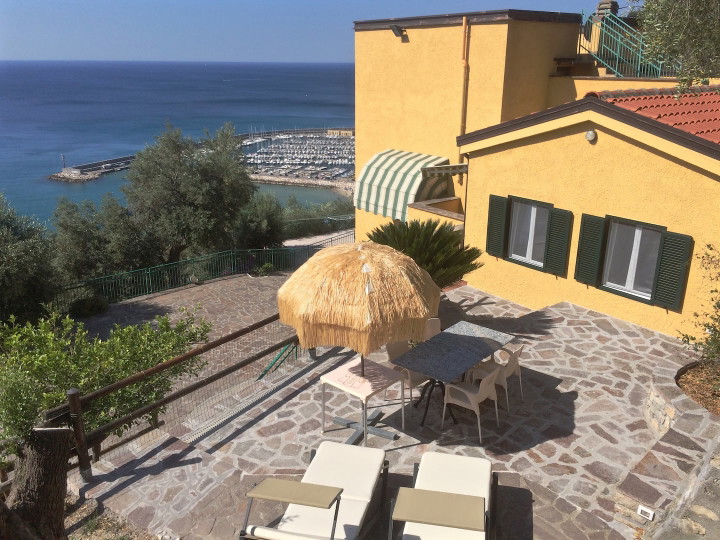 In An Olive Grove By The Sea And With A Private Pool - Bergeggi