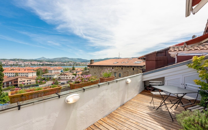 Zeru Luminoso Con Terraza - Hondarribia