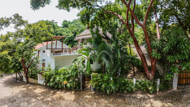 Casa Miraflores With Pool,patio And Free Golf Cart - Sayulita