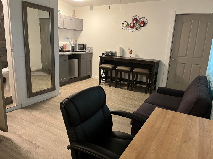 Adorable 1 Bedroom With All To Make You Feel Home - Las Vegas, NV