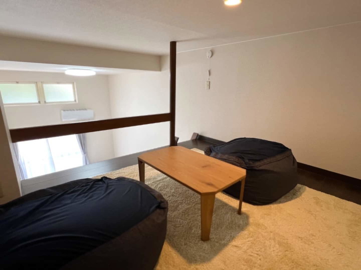 Casa Kamome, Room 1, 101. Two Single Beds. Two Futons In The Loft. Maximum 4 People. - Shizuoka