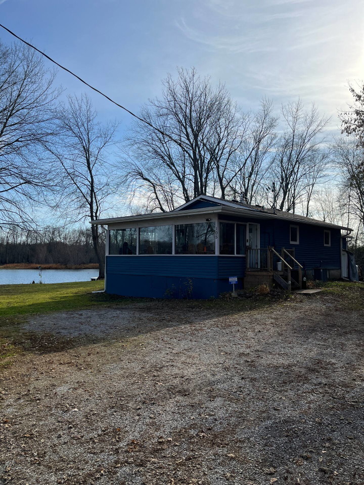 Moira Sanctuary Cottage - Belleville