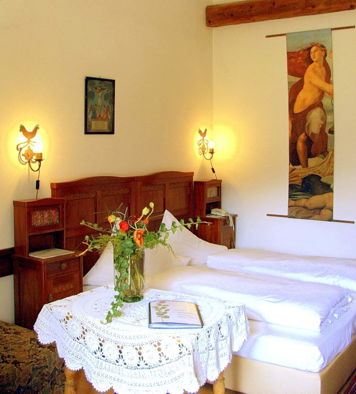 Charming Hotel Near Innsbruck - Innsbruck