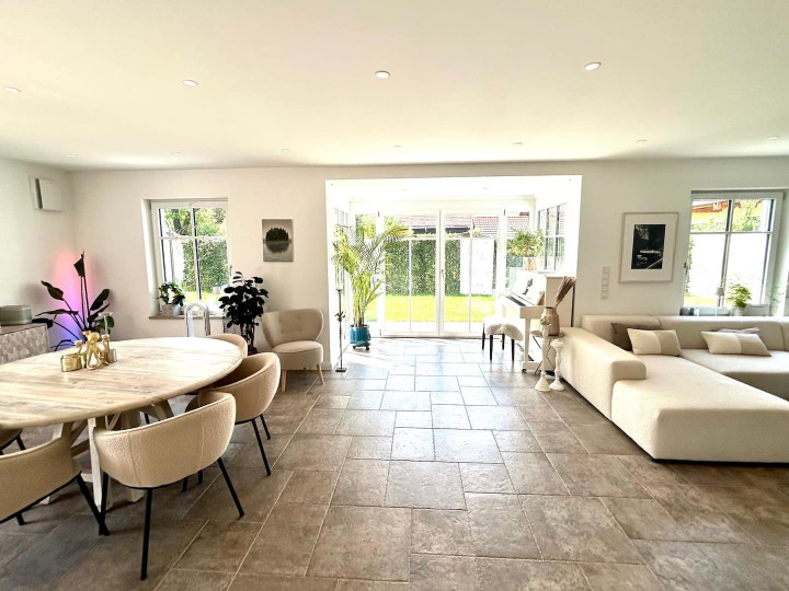 Villa Right On The Lake - New Construction 2026 - München