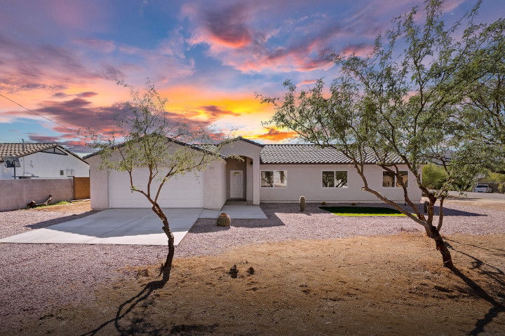 Large Group Getaway - 4 Bed W/ Updated Appliances - Tubac, AZ