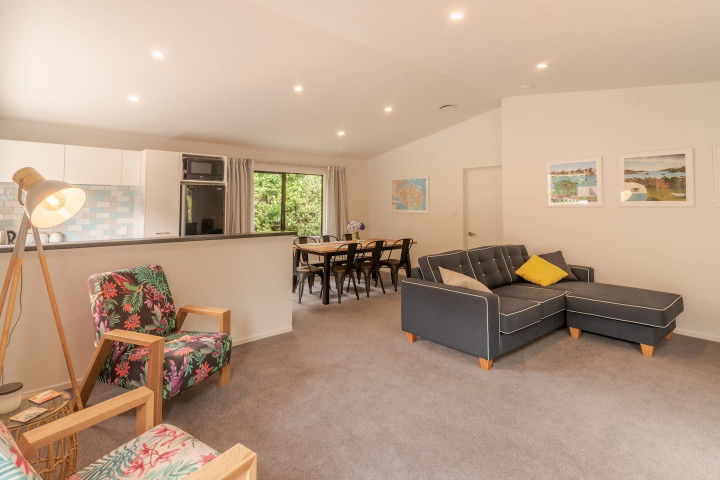 Tranquil Hideaway - Akaroa