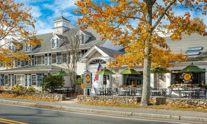 Inn On The Square - Woods Hole, MA