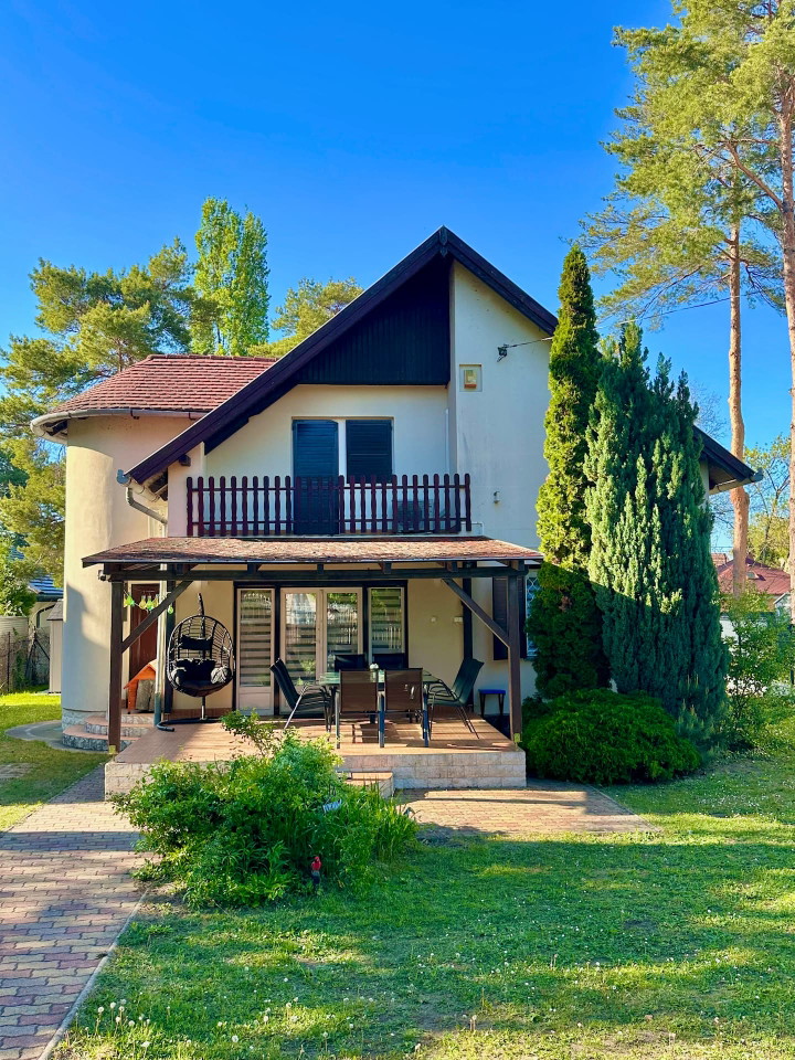Siófoki Vendégház Nagy Társaságoknak, Családoknak. - Balatonalmádi