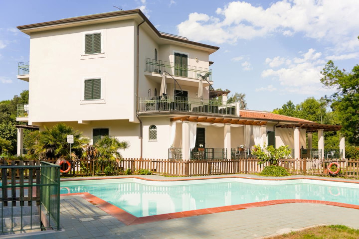 Appartamento Con Piscina - Forte dei Marmi