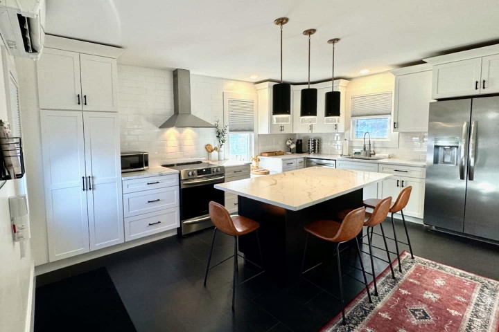 Renovated Gem Near Cantine Field, Hits & Hunter - Saugerties, NY