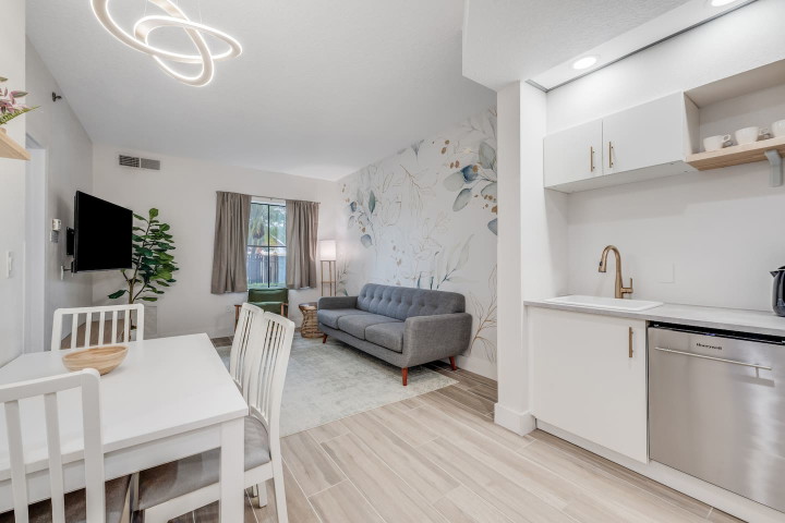 Close To Universal & Epic | Free Parking + Netflix - Orlando