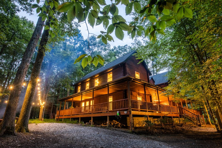 Family-friendly, Open & Spacious, Minutes From Nrg - Fayetteville, WV