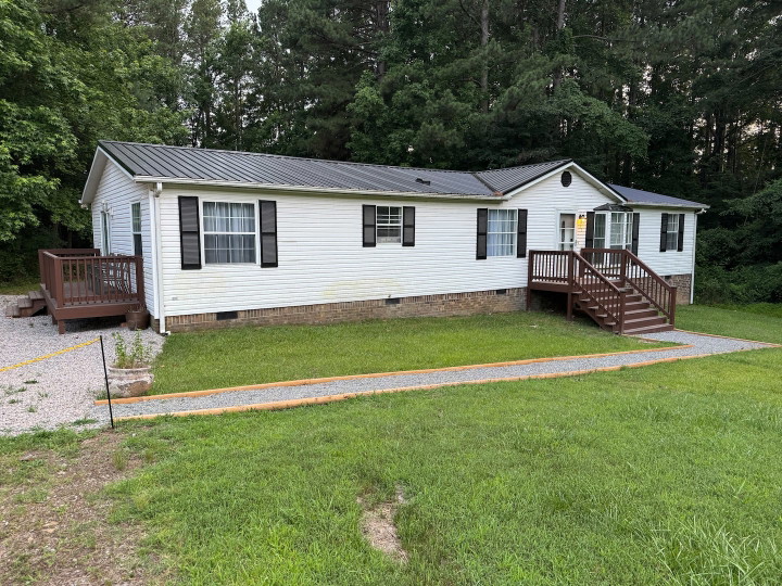 Cozy Retreat Near Kerr Lake  Perfect Getaway! - Henderson, NC