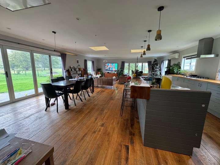Family Home That Fits A Team - Gisborne