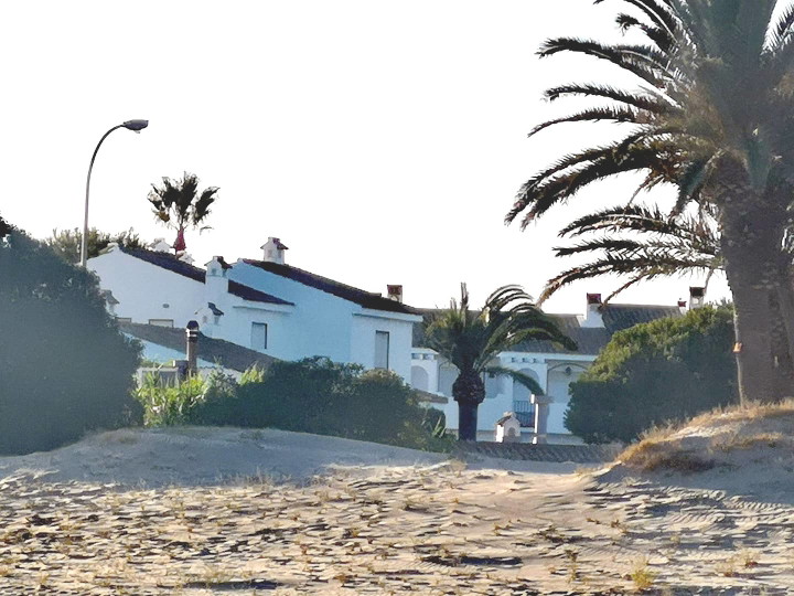 Spacious. Front Line. Renovated. 2 Bedrooms - Ayamonte