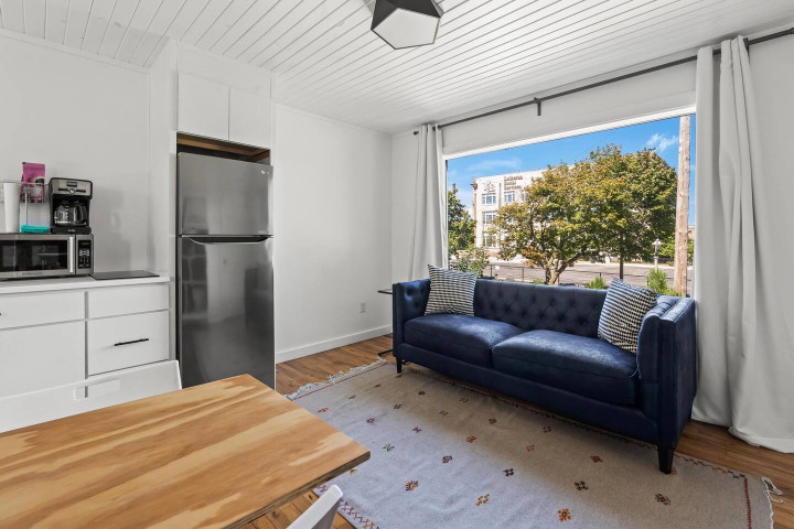Stylish Studio In Walkers Point - Milwaukee