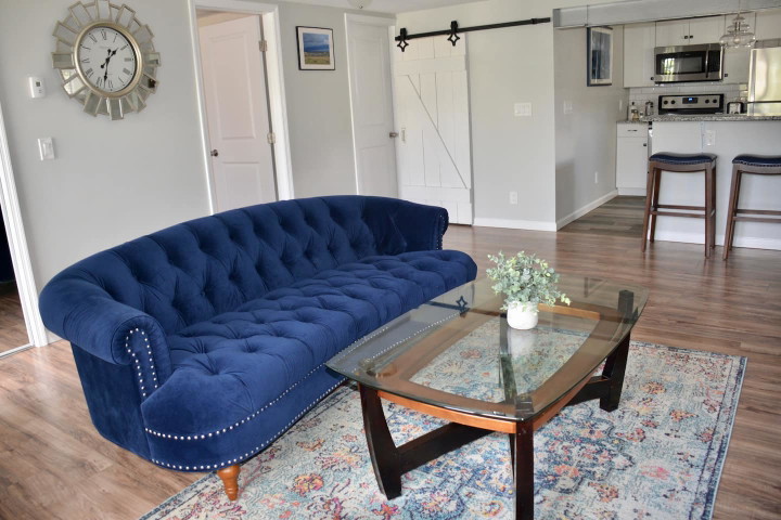 Spacious Apartment At The Back Of The Tudor House - Albany, NY