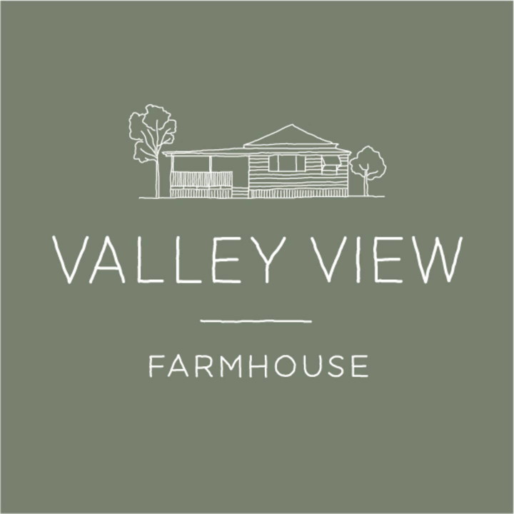 Valley View Farmhouse - An Idyllic Country Retreat - Imbil