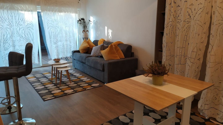 Studio Attenant Cozy Avec Terrasse à Bègles - Bègles