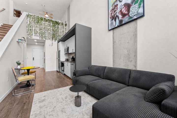 Bright 2-story Loft In The Heart Of Rino - Denver, CO