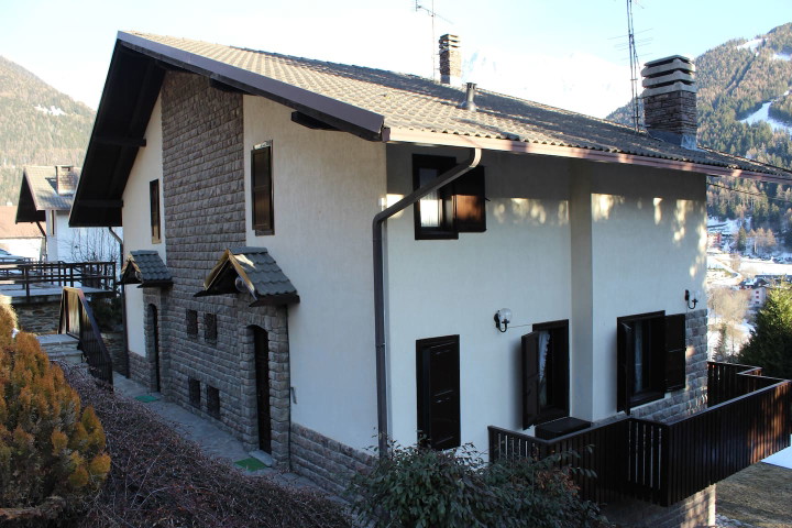 Soleggiata Villa Con Giardino - Ponte di Legno
