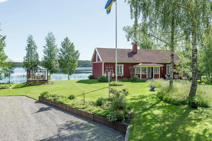 A Swedish Summer- Winterparadise At The Lakeside - Suecia