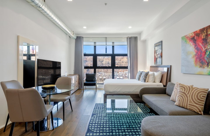 Hoboken | Homey Studio + Rooftop By Dharma - Weehawken, NJ