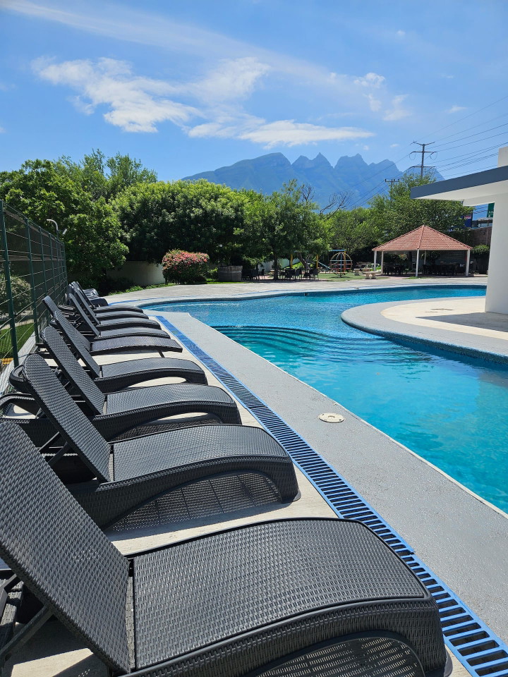 Penthouse Flat/pool Near Metro. Excellent Location. - Monterrey