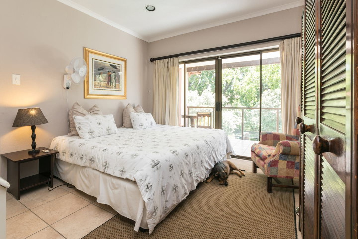 Safe Flat (Solar) Near Morningside/sandton Clinics - Sandton