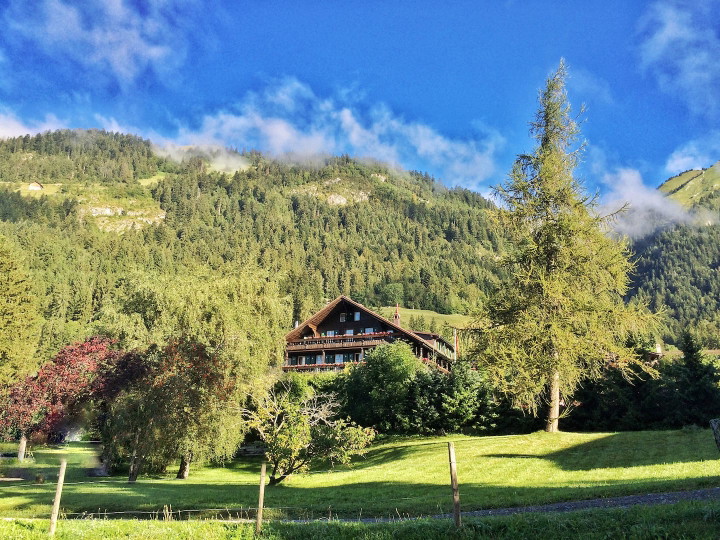 Large Swiss Chalet For Groups, Retreats & Events - Leysin
