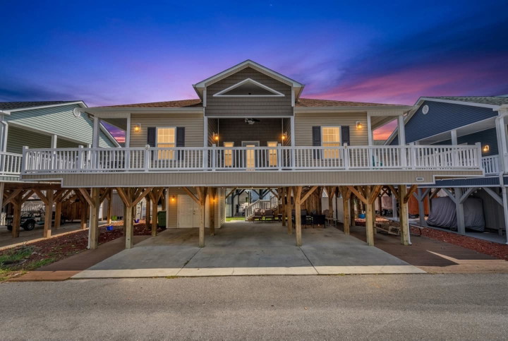A Ducks Life Beach House In Ocean Lakes - Surfside Beach, SC