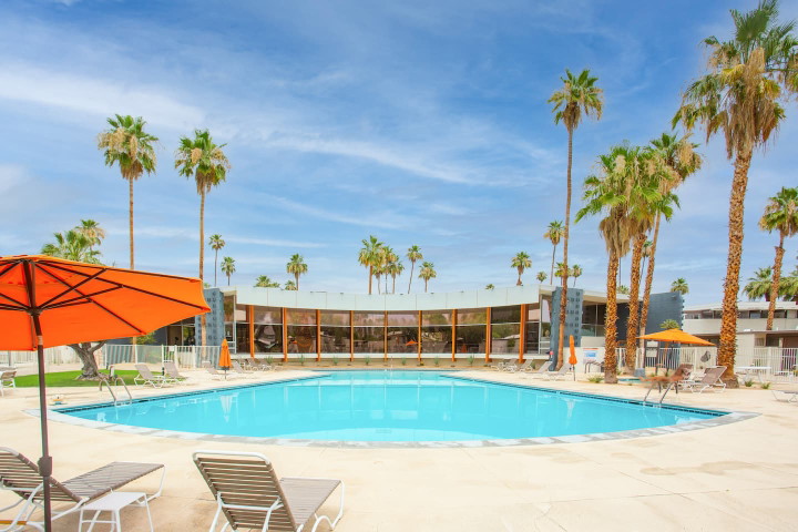 Jewel Box Mid-century Bungalow At Ocotillo Lodge - Palm Springs, CA