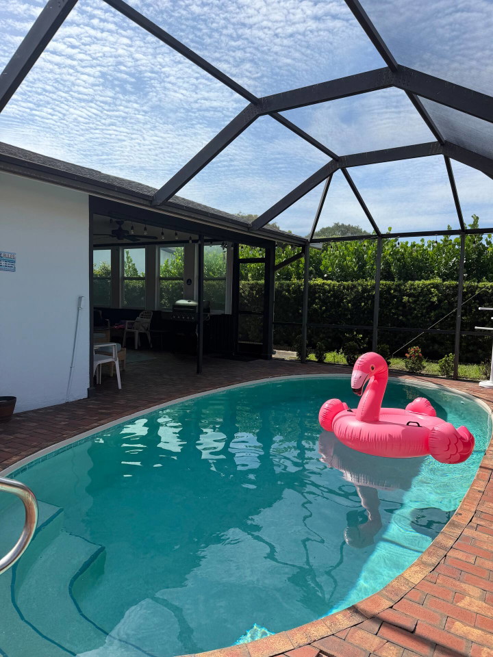 Heated Pool Paradise 5 Min To Beach Game Room - Naples, FL