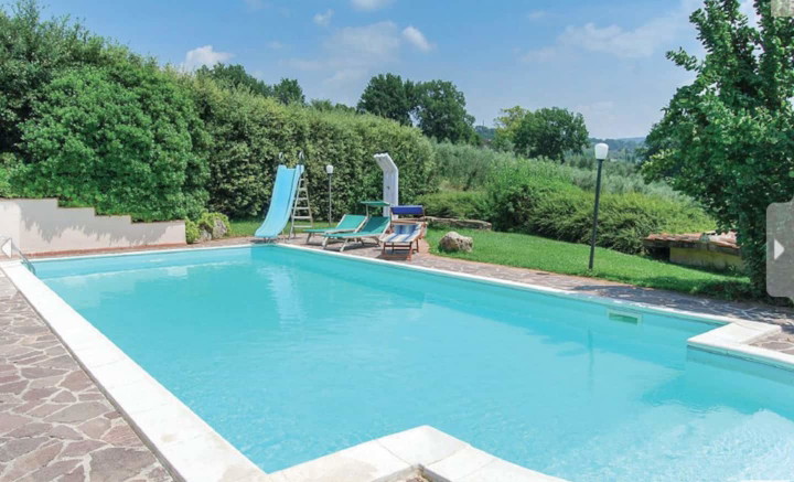 Amelia Country Retreat With Private Pool - Ombrie