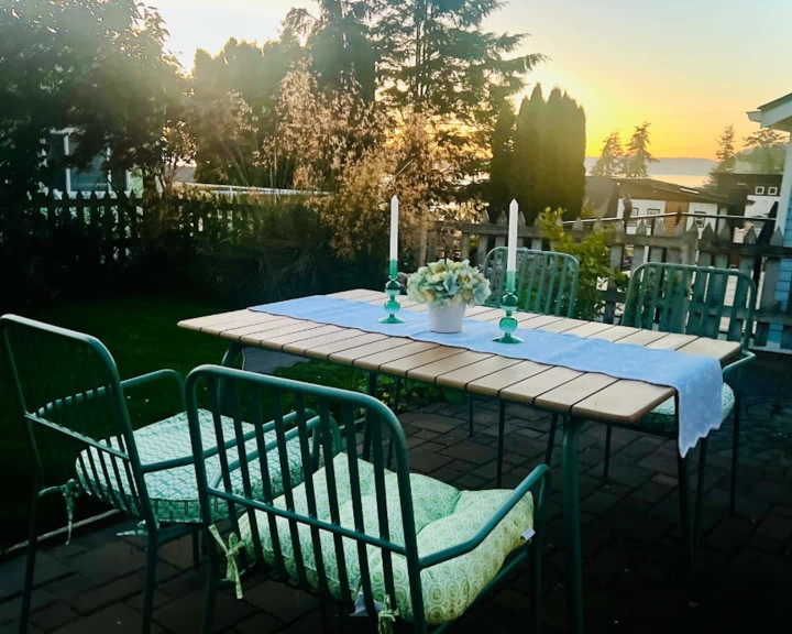 Camano Island Cottage - Madrona Beach - Camano Island, WA