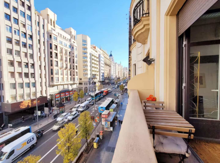 Vistas, Terraza, Jacuzzi Y 30% Dto. En P2lhomes - Madrid