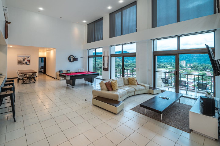 Huge Penthouse | Sleeps 15 | Ocean & Mountain View - Jaco
