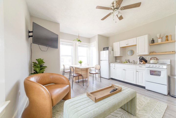 King Bed | Downtown Suite | Port City Stays - Portsmouth, NH