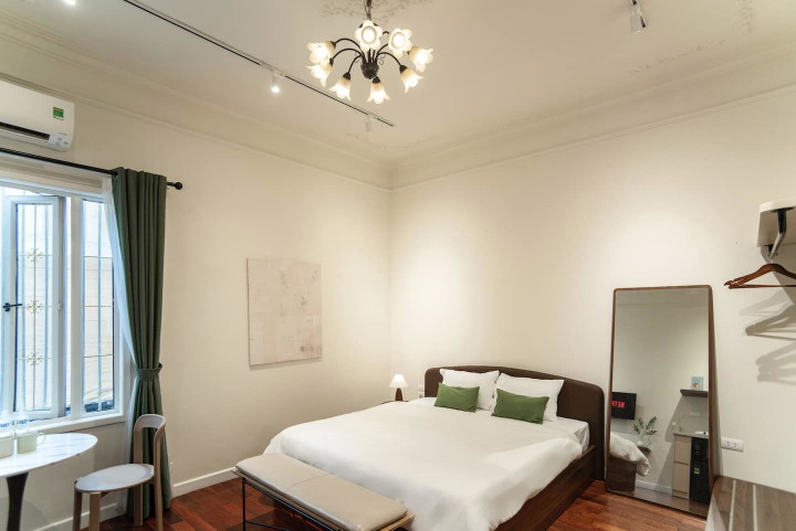 Cosy Quiet Studio/ Tall Window/ Old Quarter/102 - Vietnam